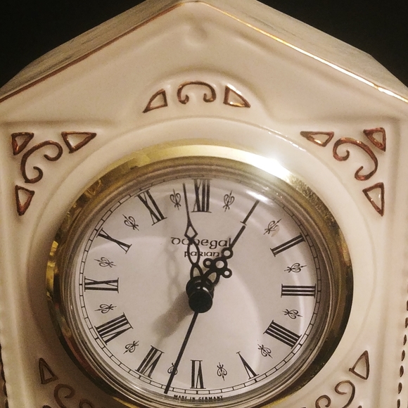 Donegal | Art | Vtg Irish Parian Donegal China White Mantle Clock ...